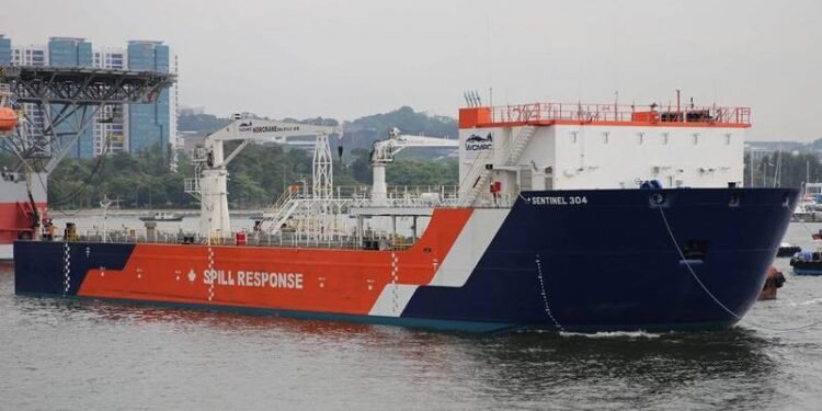 Canada's New Oil Spill Response Barges Launched - Maritime and Salvage ...